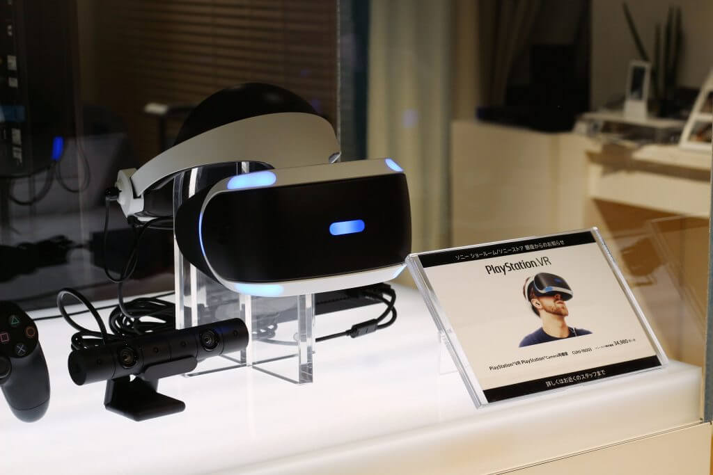 Best Value For Money: HTC Vive Pro Or Sony PlayStation VR - EvolveAR